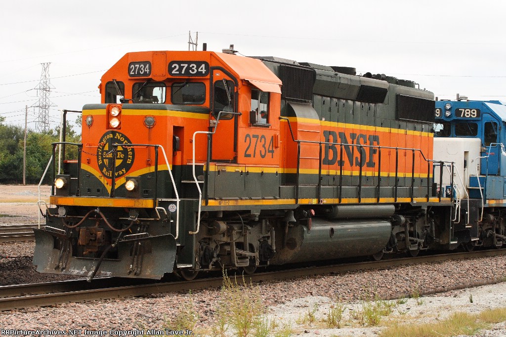 BNSF 2734